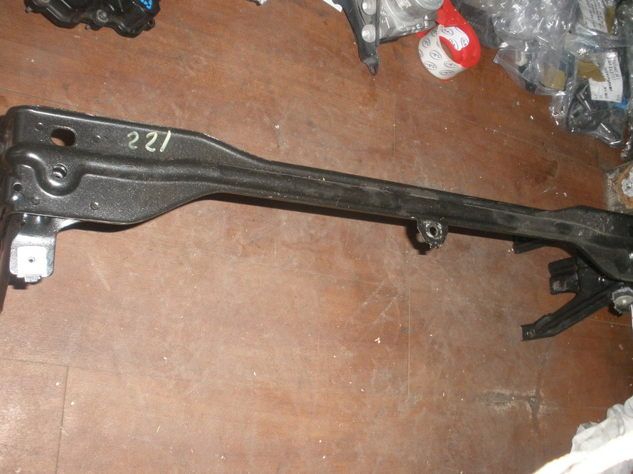Mercedes Benz - Radiator Support Top Cover - 2215050130: Used Auto ...