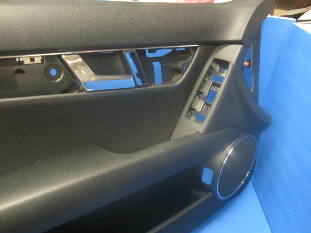 Mercedes Benz - DOOR PANEL - 204: Used Auto Parts | Mercedes Benz Used ...