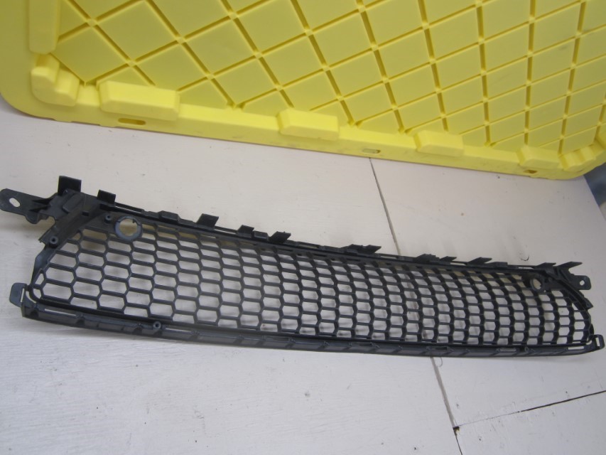 Lexus - BUMPER LOWER Grille GRILL - 53113 53060: Used Auto Parts ...