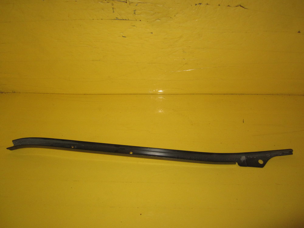 Mercedes Benz - Bumper Retainer - 2118851921: Used Auto Parts ...