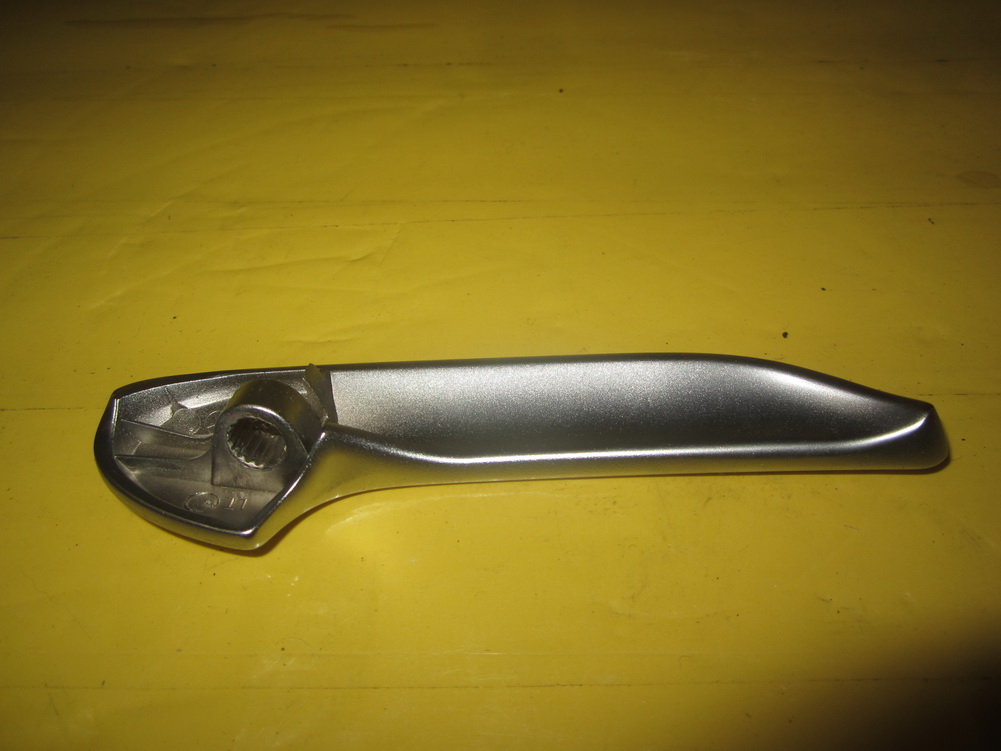 Mercedes Benz - DOOR HANDLE COVER - 2307660124: Used Auto Parts ...