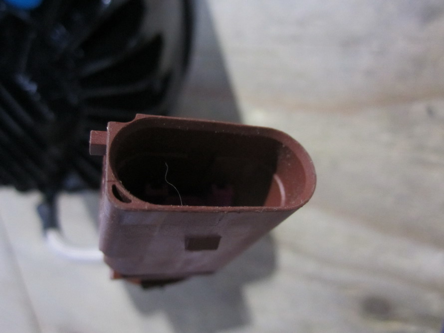 BENTLEY Mulsanne - Turn Signal Lamp - 3Y0953041: Used Auto Parts ...