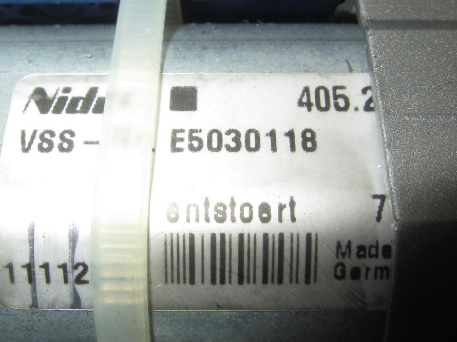 Audi - Tailgate DRIVE UNIT motor RIGHT SIDE 8R0827852B: Used Auto Parts ...