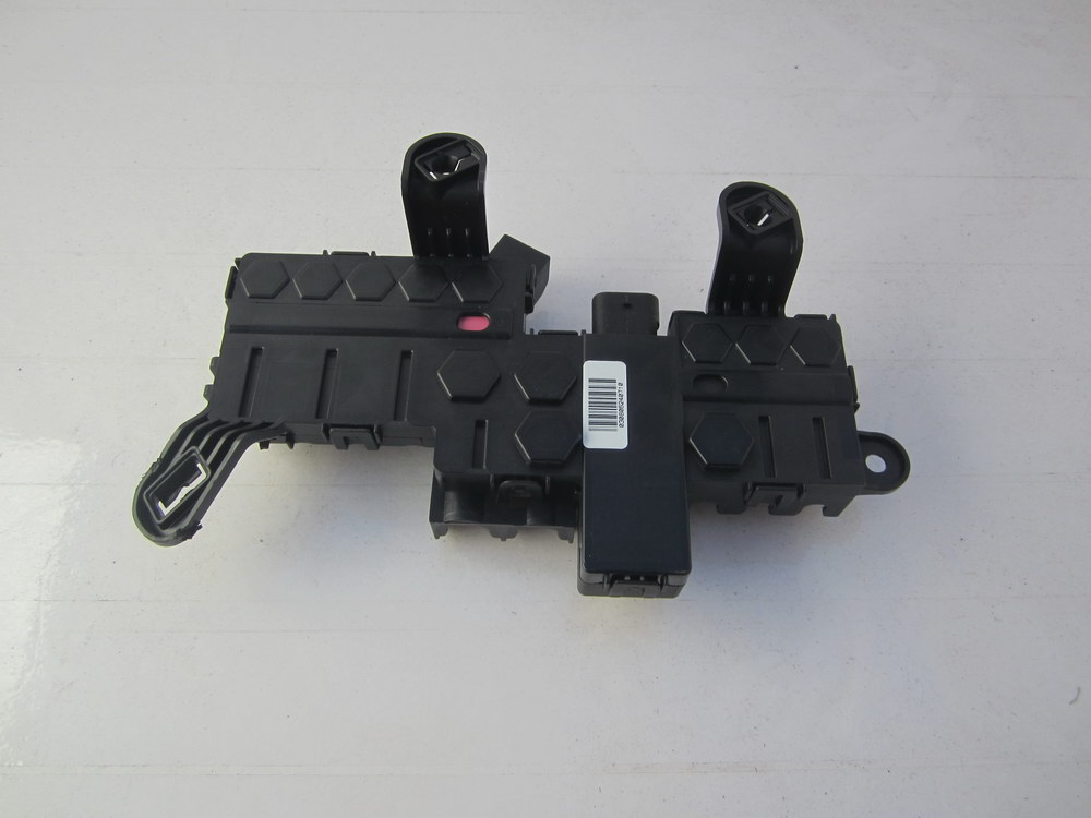 07-13 MERCEDES-BENZ W221 S550 S600 S450 BATTERY POWER JUNCTION BOX ...