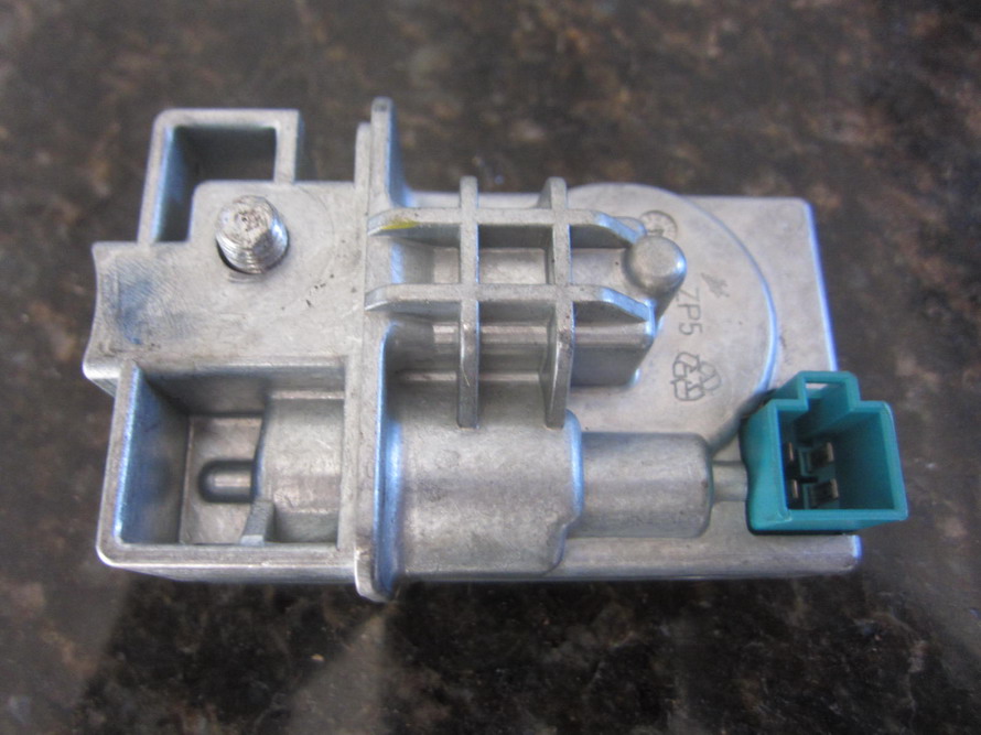 Mercedes Benz - STEERING LOCK IGNITION SWITCH - 2045455732: Used Auto ...