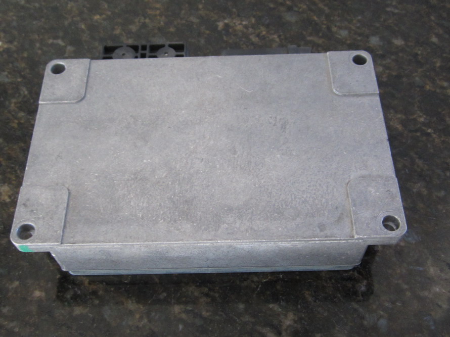 Mercedes Benz - Battery Load Separation - 2305400945: Used Auto Parts ...