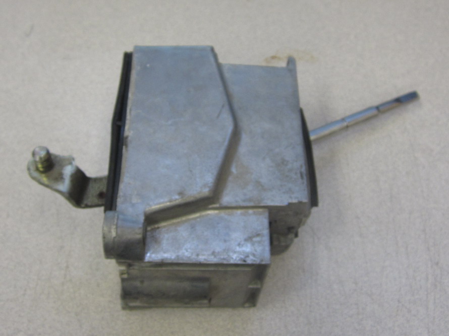 Mercedes Benz - Shifter - 2302674924: Used Auto Parts | Mercedes Benz ...