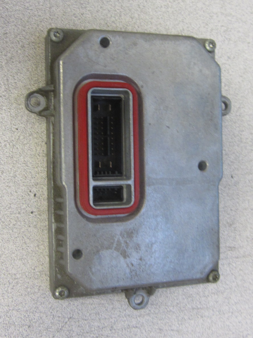 Mercedes Benz - HEADLIGHT BALLAST - 2168203585: Used Auto Parts ...