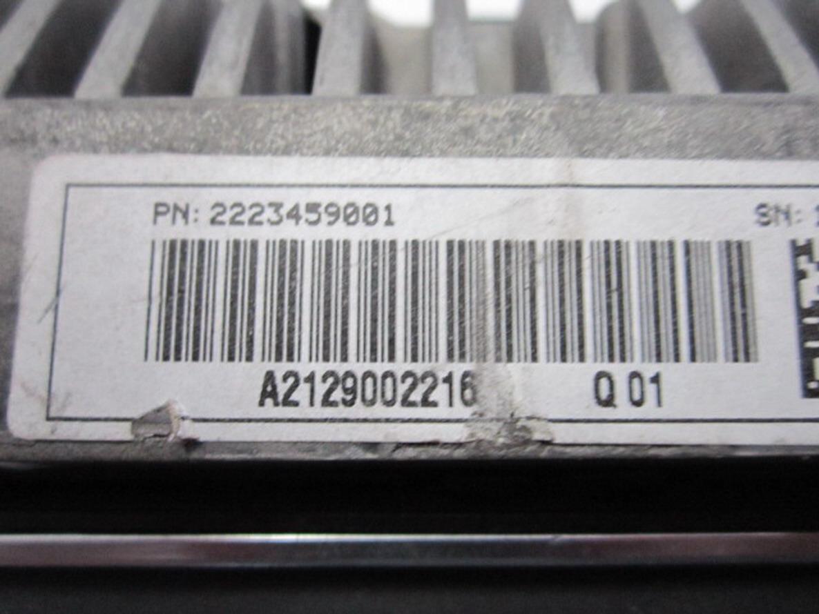 Mercedes Benz - Navigation Screen - 2129002216: Used Auto Parts ...