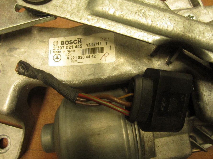 Mercedes Benz - Wiper Motor - 2218204442: Used Auto Parts | Mercedes ...