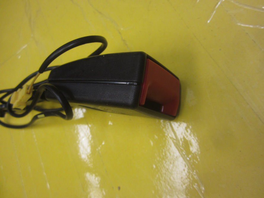 Mercedes Benz - Seat Belt - 2048602369: Used Auto Parts | Mercedes Benz ...
