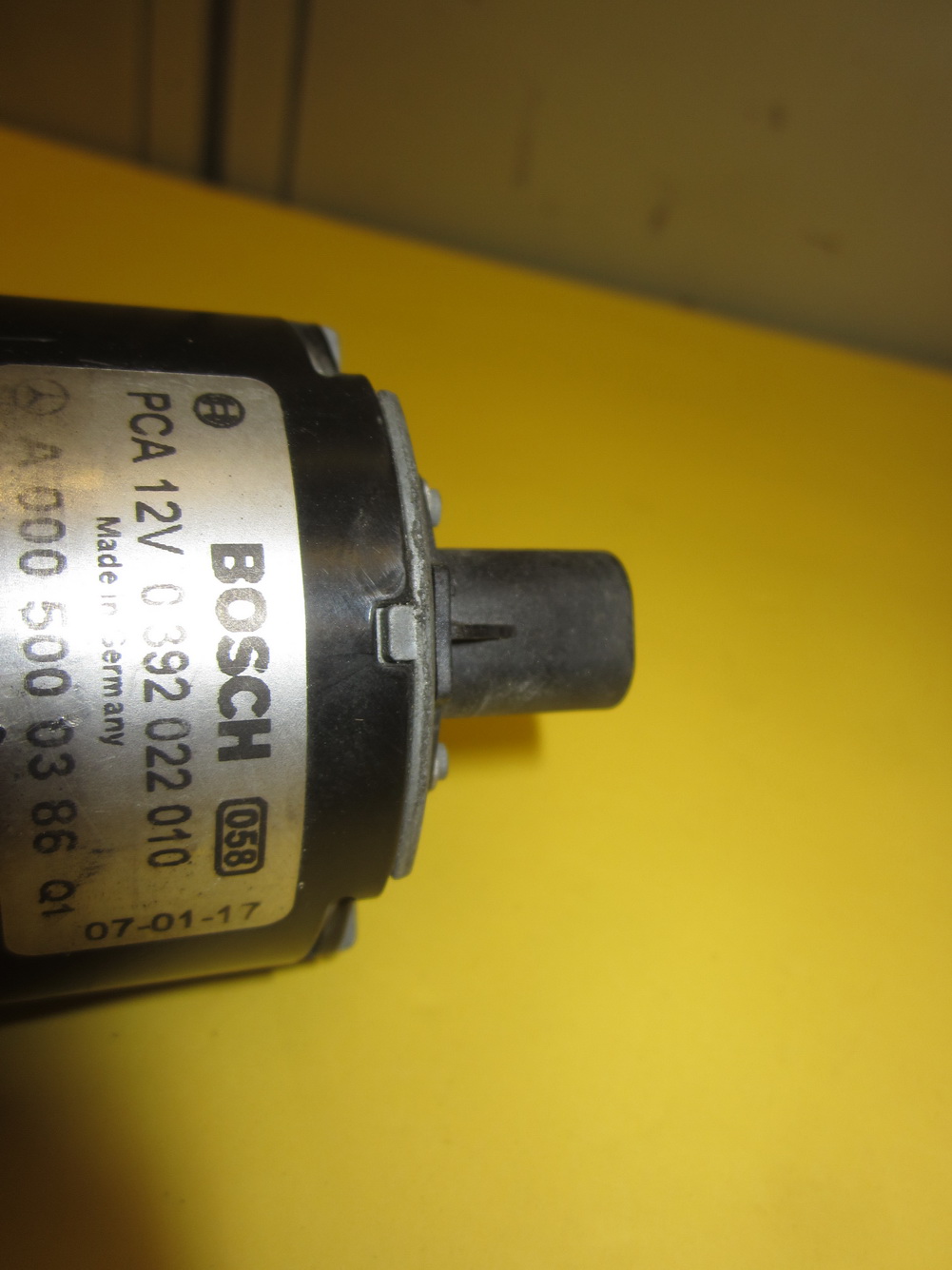 Mercedes Benz - Water Pump - 0005000386: Used Auto Parts | Mercedes ...