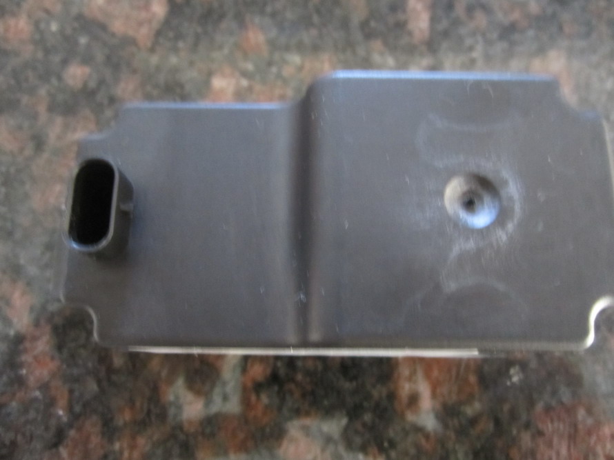 Mercedes Benz VOLTAGE CONVERTER MODULE 2054400073: Used Auto Parts ...