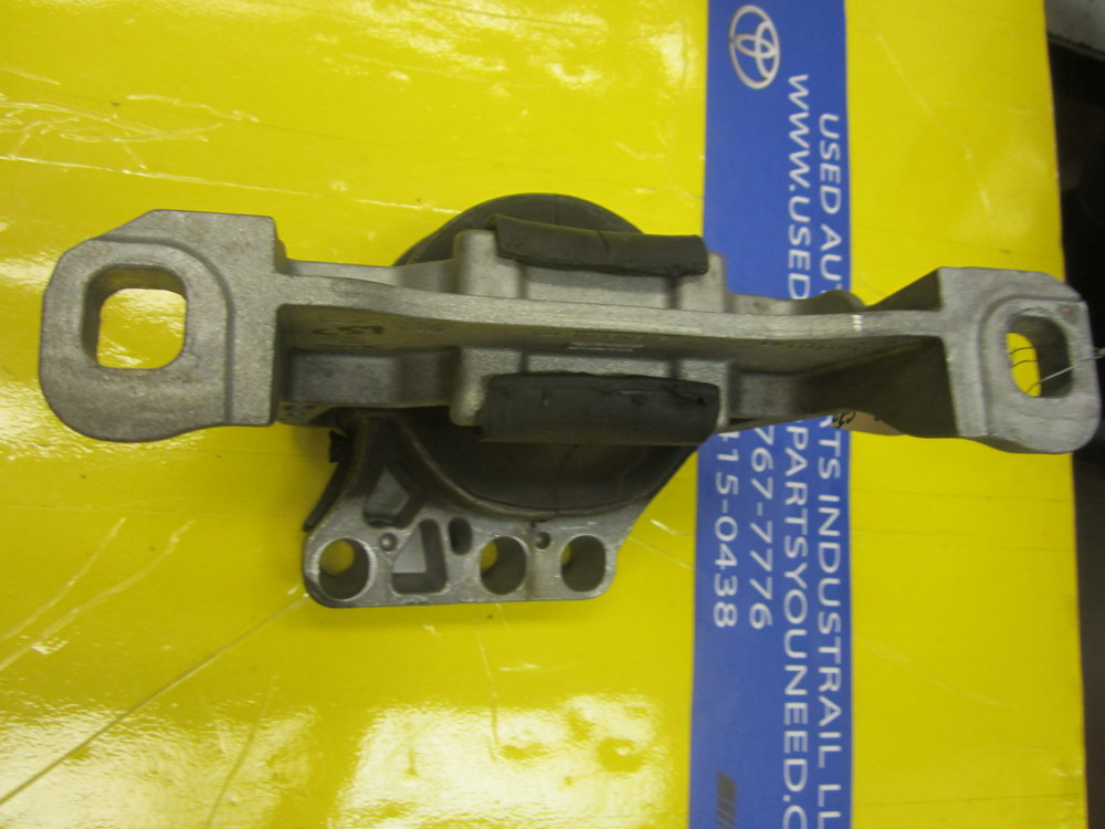 FORD FOCUS ST WAGON ENGINE MOTOR MOUNT OEM BV61 6F012: Used Auto Parts ...