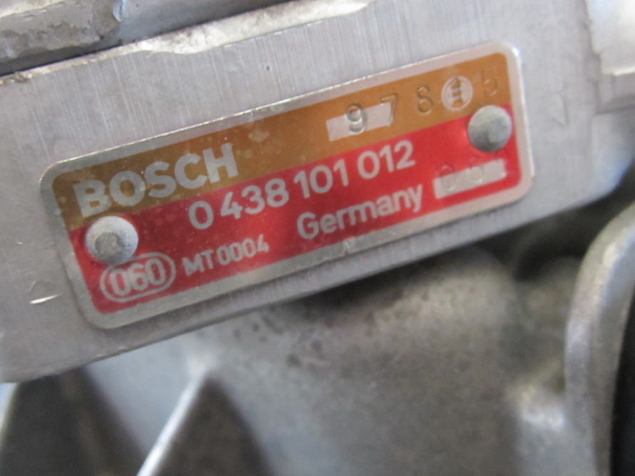 Mercedes Benz - Fuel Distributor AIR FLOW - 0438101012: Used Auto Parts ...