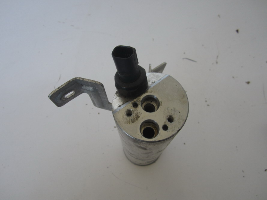 Mercedes Benz S550 - Drier AC Recever - 2218300283: Used Auto Parts ...