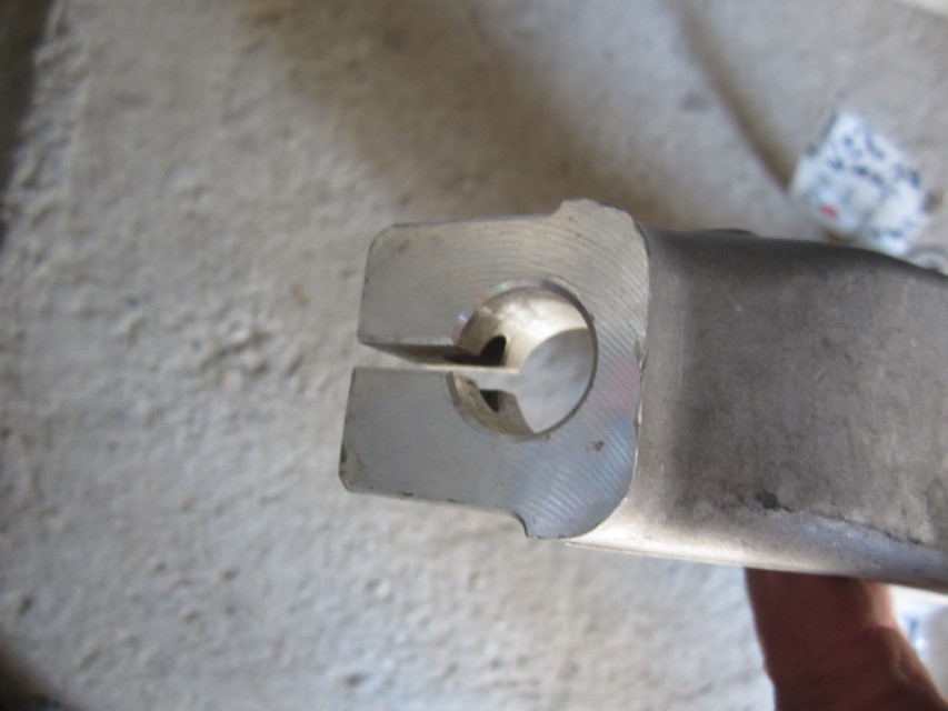 BMW - Suspension Spindle Knuckle Hub - 31216775767: Used Auto Parts ...