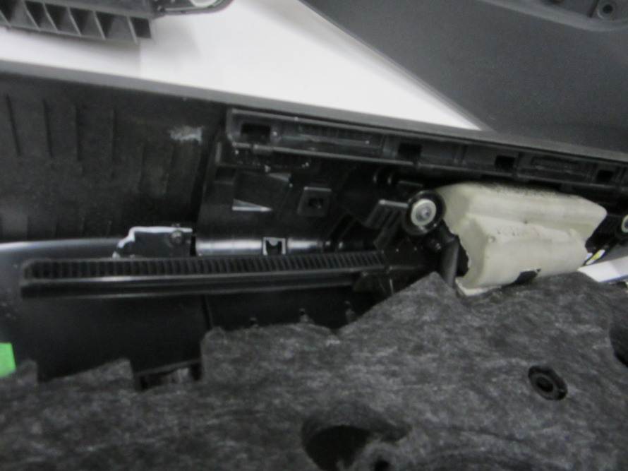 Audi - Quarter Panel INSIDE PANEL DOOR PANEL - 8W7.867.036: Used Auto ...