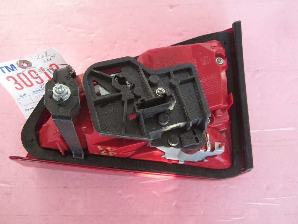 Audi - Tail Light LAMP TAILLIGHT LEFT INNER - 8K5945093B: Used Auto ...