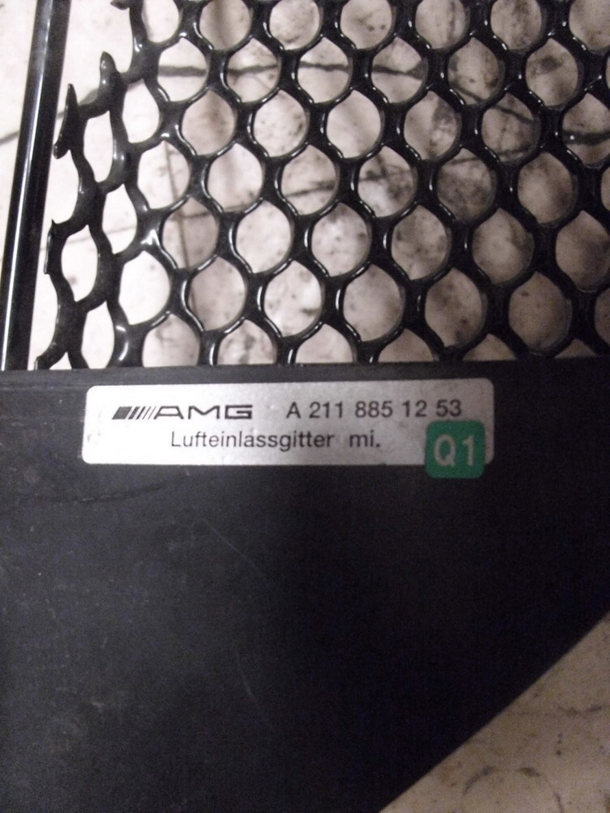 Mercedes Benz - Bumper Grill GRILLE mesh - 2118851253: Used Auto Parts ...