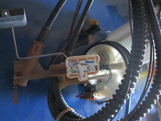 Mercedes Benz - Fuel Pump - 2034701741: Used Auto Parts | Mercedes Benz ...