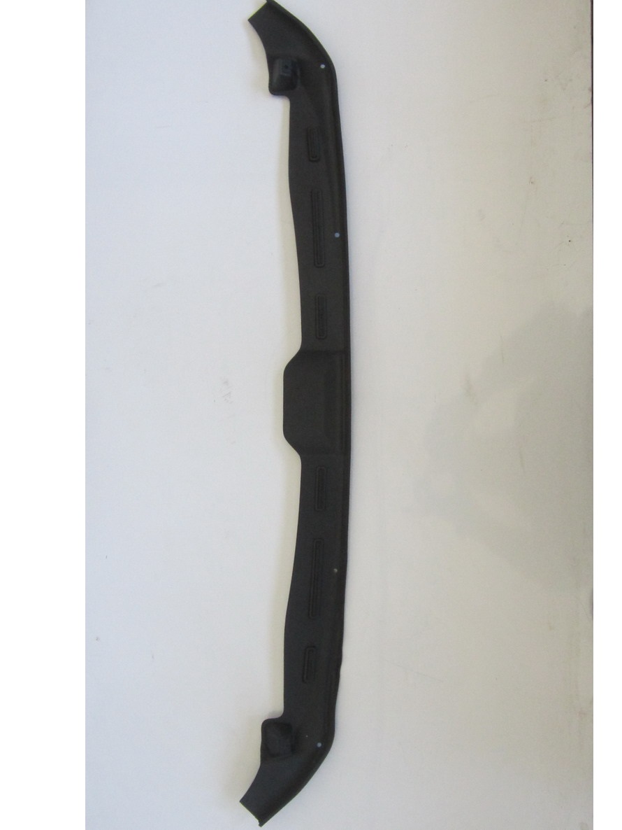 Audi - Bumper Retainer Bumper Protection Pad. PROTECTOR - 8w6823124 ...