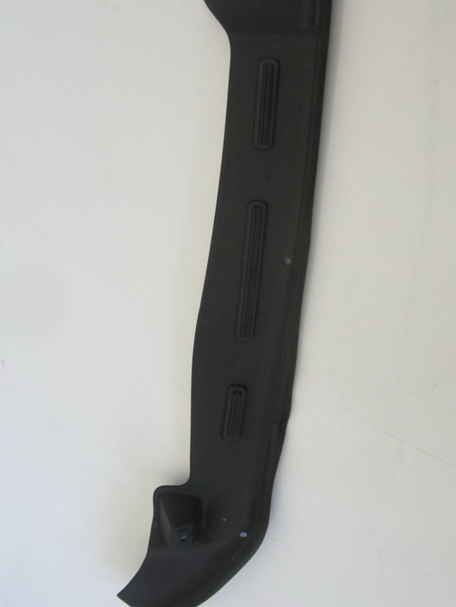 Audi - Bumper Retainer Bumper Protection Pad. PROTECTOR - 8w6823124 ...