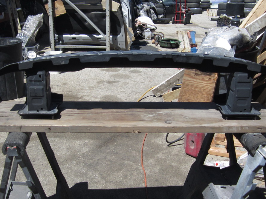Mercedes Benz - Bumper re bar rebar Reinforcement - 1666104200: Used ...