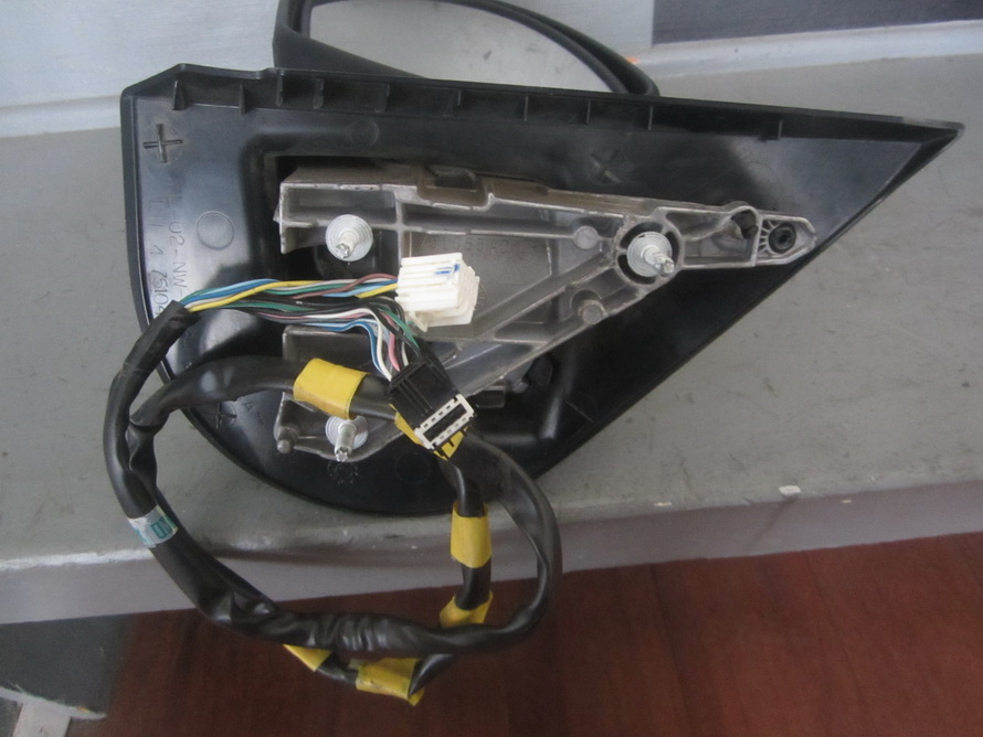 Chevrolet Silverado TAHO SUBURBAN - Mirror Door - 751065AD: Used Auto ...