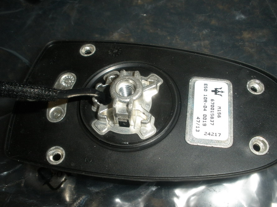Maserati - Antenna - 673002956: Used Auto Parts | Mercedes Benz Used ...