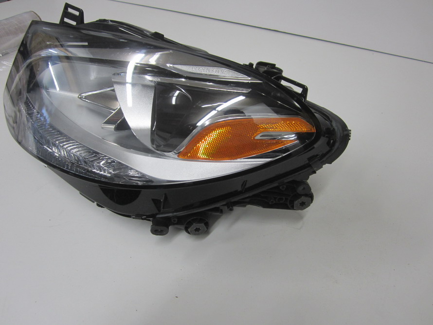 Mercedes Benz GLE300 GLE350 - Headlight LEFT SIDE - 1668201959: Used ...