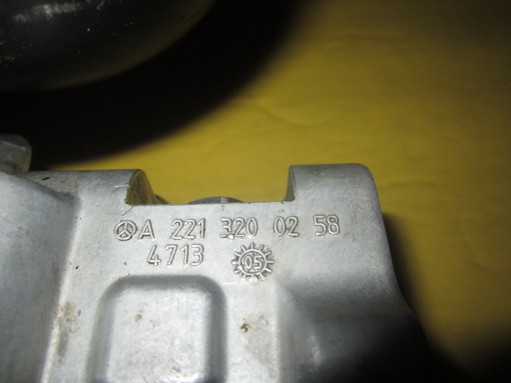 Mercedes Benz - Suspension Valve Block - 2213200258: Used Auto Parts ...