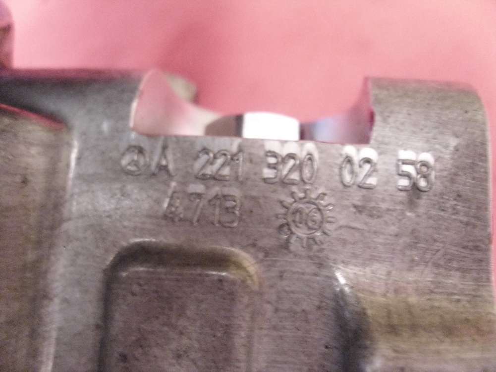 Mercedes Benz - Suspension Valve Block - 2213200258: Used Auto Parts ...