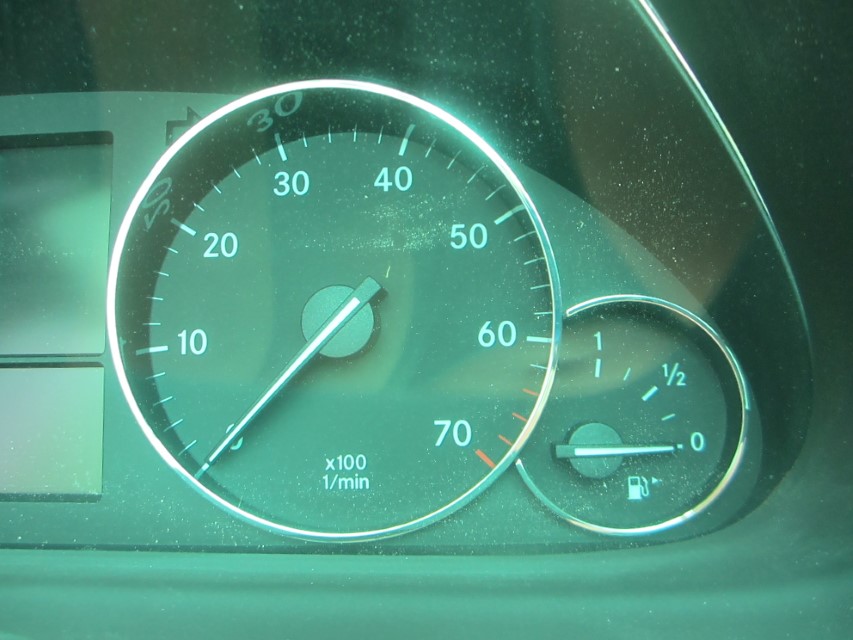 Mercedes Benz C230 - SPEEDOMETER INSTRUMENT CLUSTER - 2035404948: Used ...