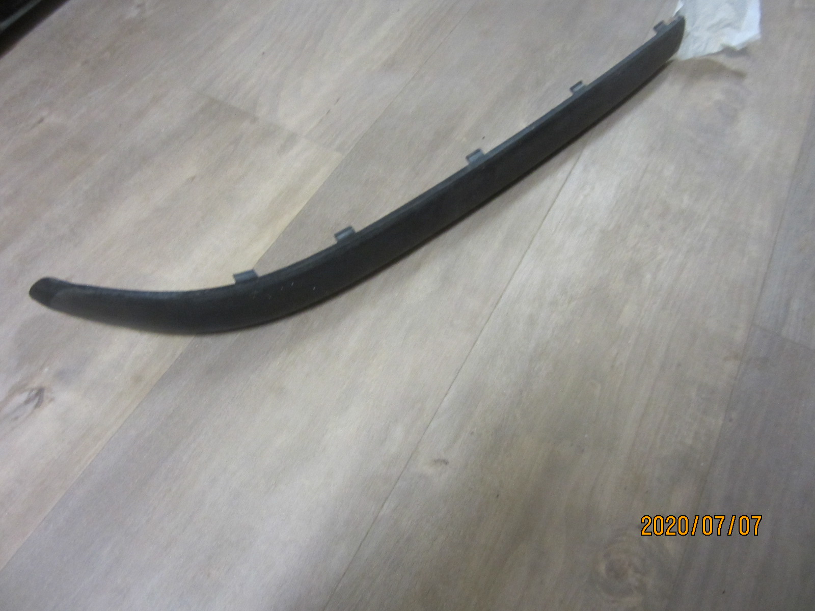 BMW E46 - Bumper Moulding Molding Trim Mount - 51117030607: Used Auto ...
