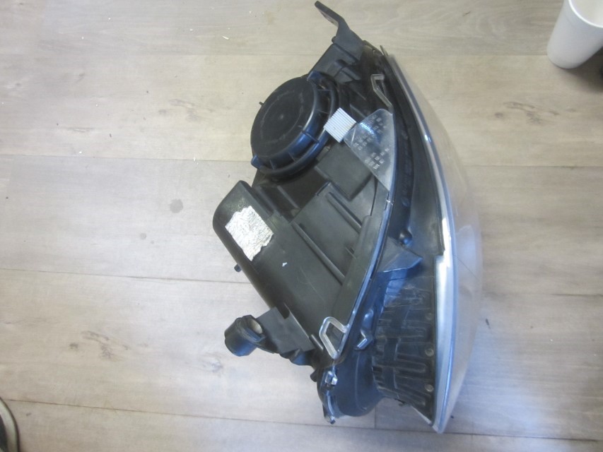 Mercedes Benz W251 R350 R500 Left Headlight Halogen - 2518260191: Used ...