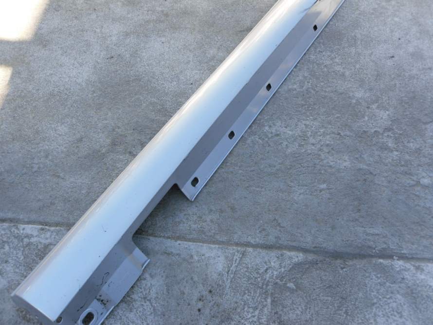 Mercedes Benz - ROCKER MOLDING AMG - 2046981354: Used Auto Parts ...