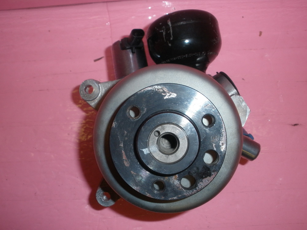 Mercedes Benz - Power Steering Pump - 0054667001: Used Auto Parts ...