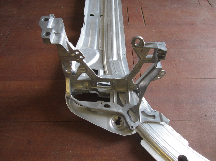 Mercedes Benz - RADIATOR SUPPORT - 2056221500: Used Auto Parts ...