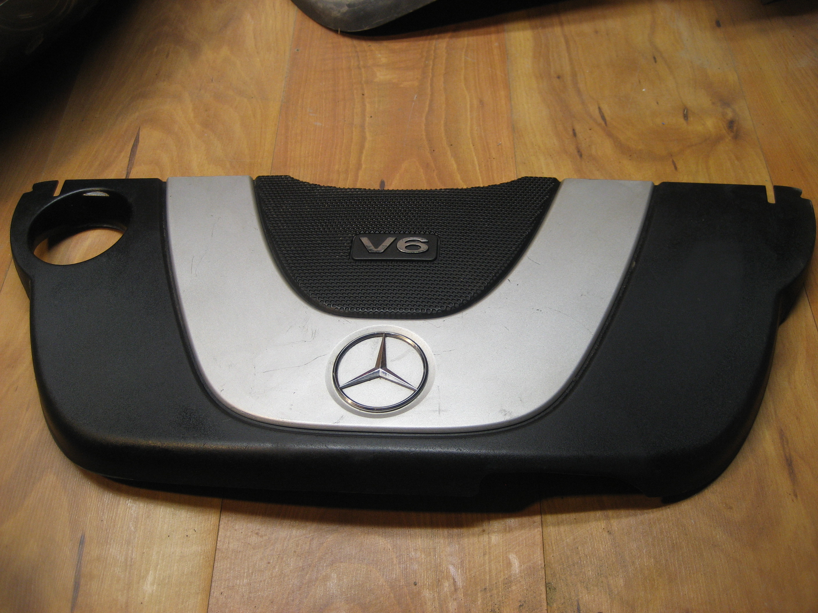 Mercedes Benz - Engine Cover - 2720100067: Used Auto Parts | Mercedes ...