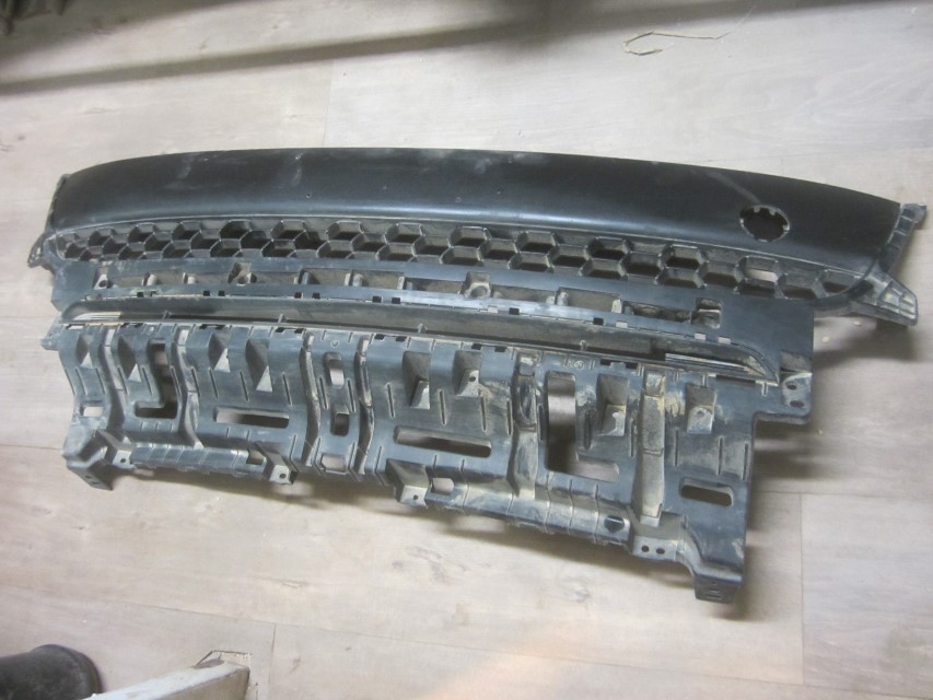 Kia Soul Bumper LOWER Grille Grill - 86561 B2500: Used Auto Parts ...