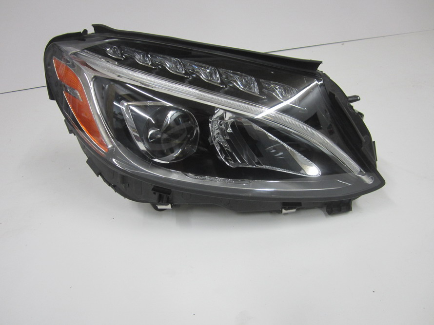 Mercedes Benz - Headlight - 2059063004: Used Auto Parts | Mercedes Benz ...