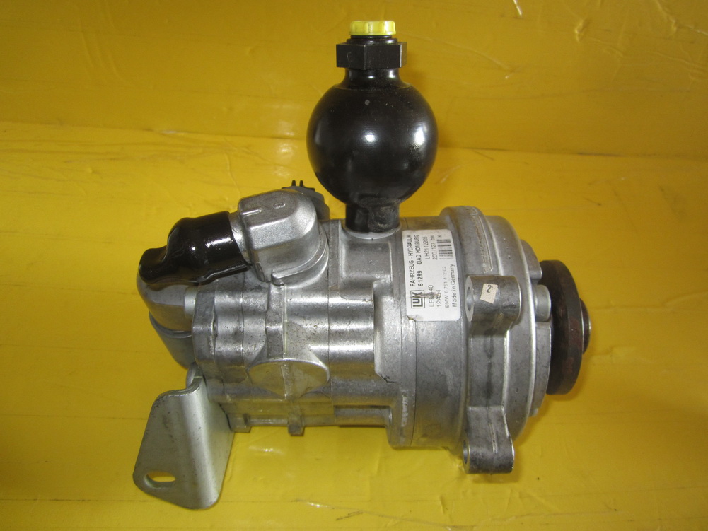 BMW - Power Steering Pump WITH Dynamic Drive WITH Active Steering ...