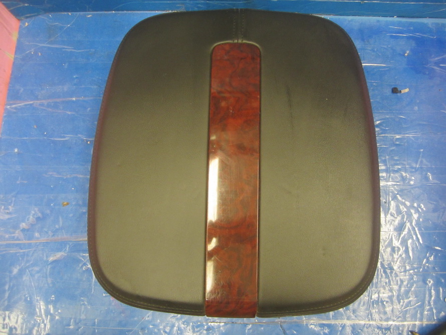 Cadillac - Arm Rest - WOODGRAIN: Used Auto Parts | Mercedes Benz Used ...