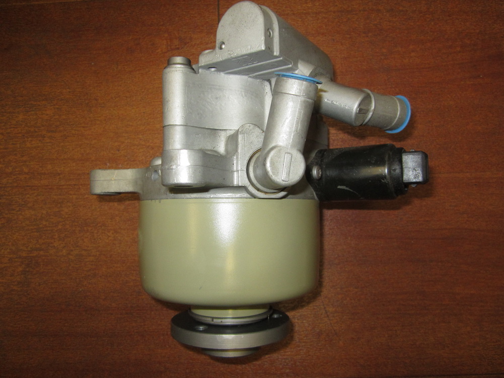 Mercedes Benz - Power Steering Pump ABC TANDEM - 0024666001: Used Auto ...